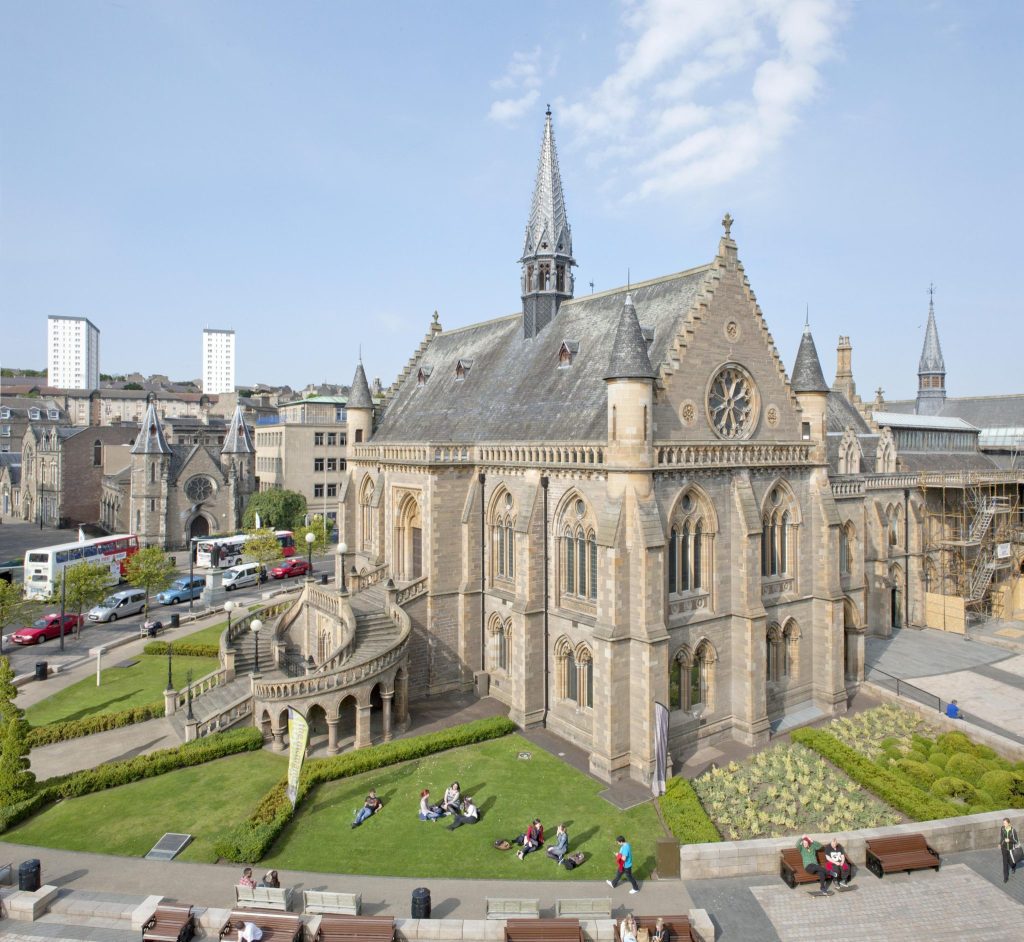 Visit Dundee: One City, Many Discoveries!